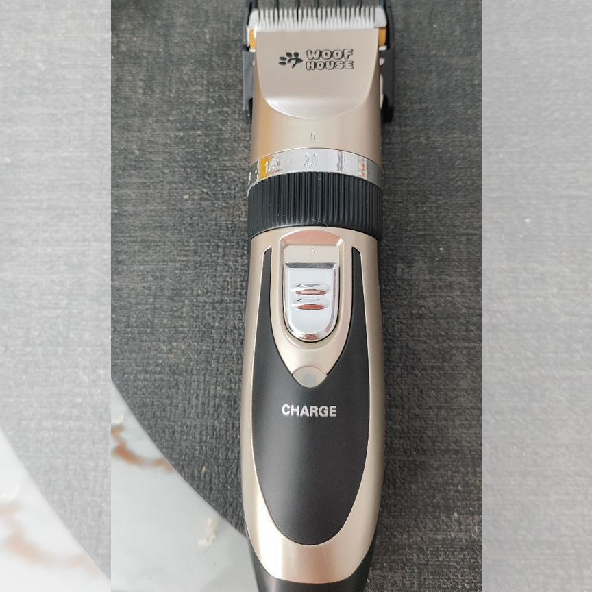 Машинка для стрижки кошек и собак