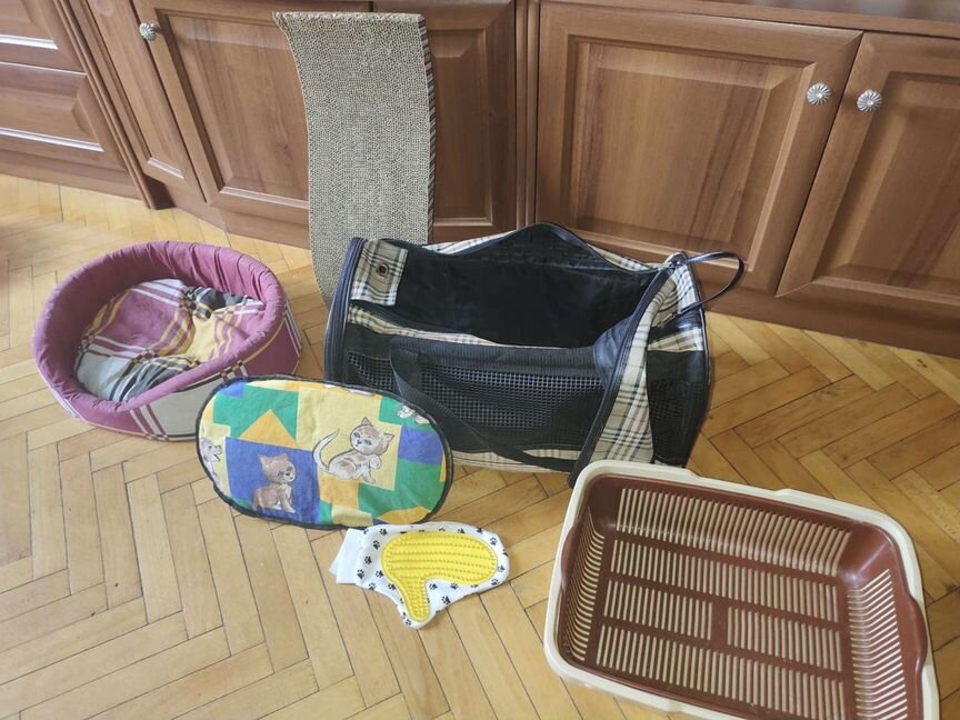 Когтеточка,подстилка,варежка