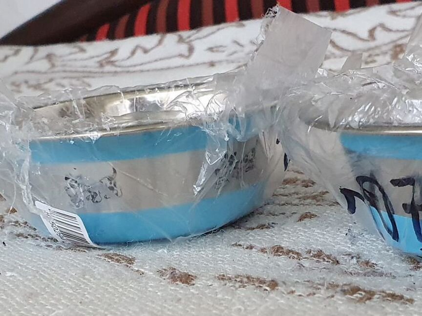 Миска для кота