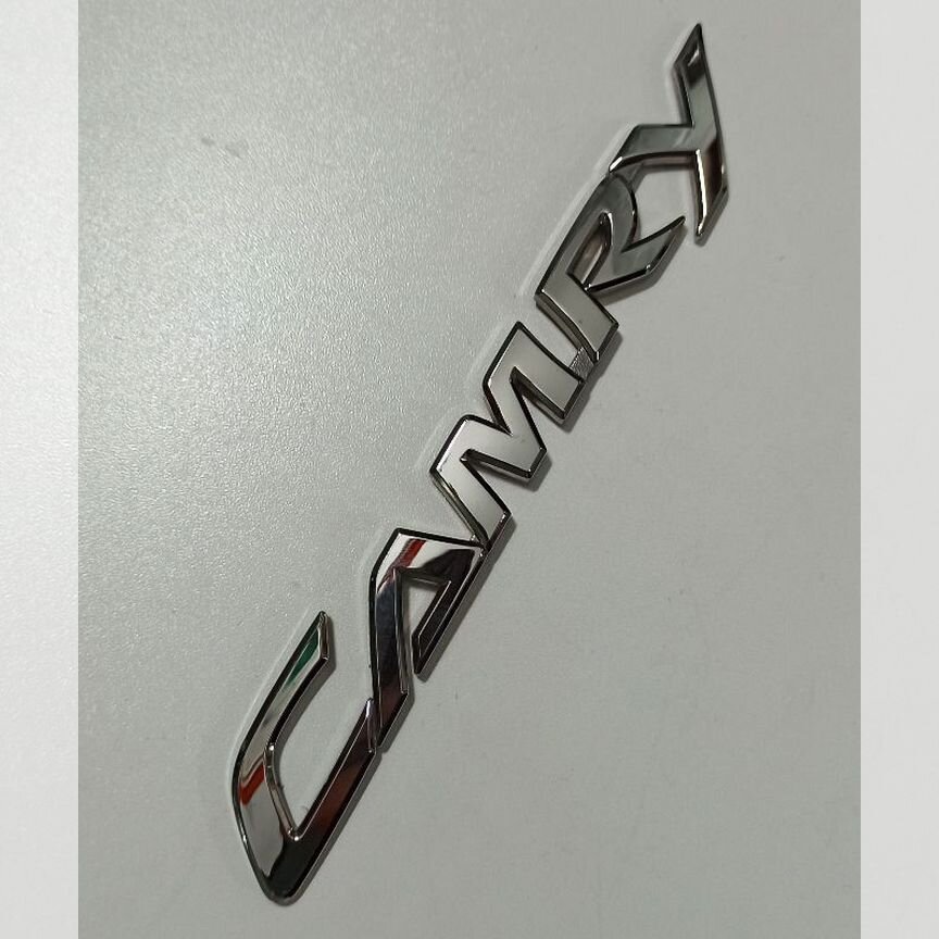 Ретро эмблема Toyota Camry 75442-33350