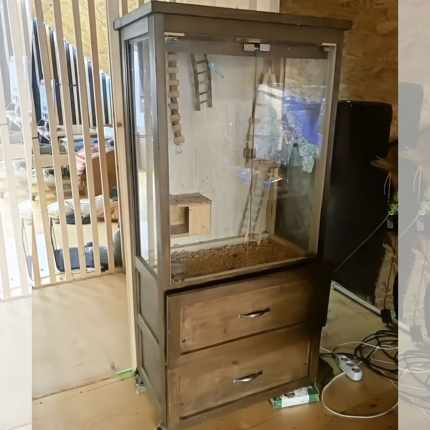 Клетка / вольер