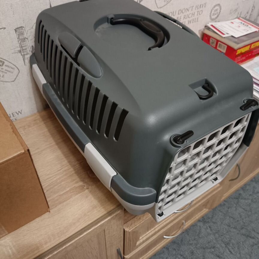 Переноска для кошек/мелких собак