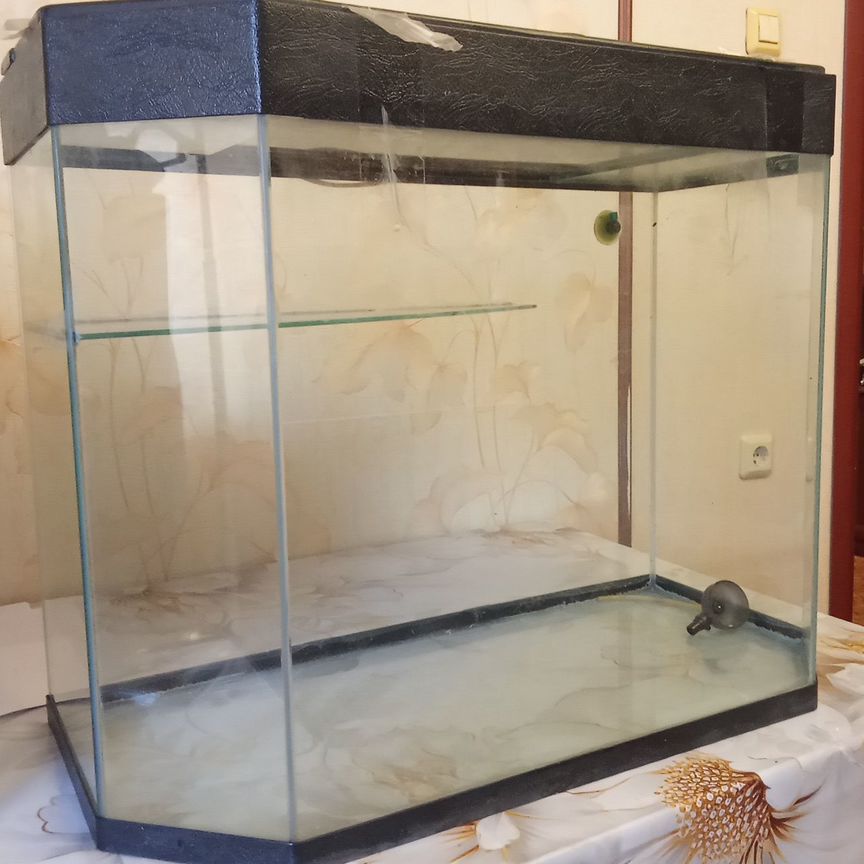 Аквариум с подсветкой