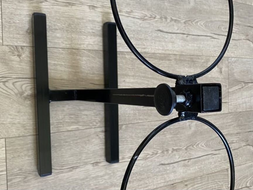 Стойка разборная для двух мисок, с фиксацией