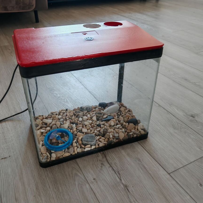 Аквариум с фильтром