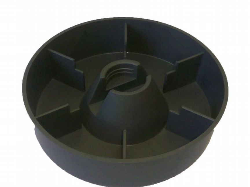 Универсальная поилка-кормушка под бутылку-банку