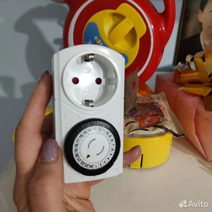 Таймер для аквариума, корм для рыбок,фильтр