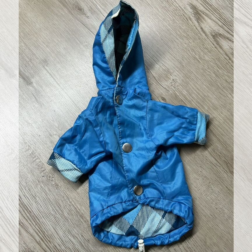 Ветровка (размер XS) для маленькой собаки