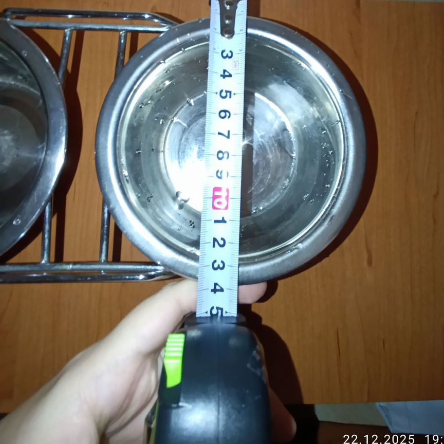 Миска для животных на подставке