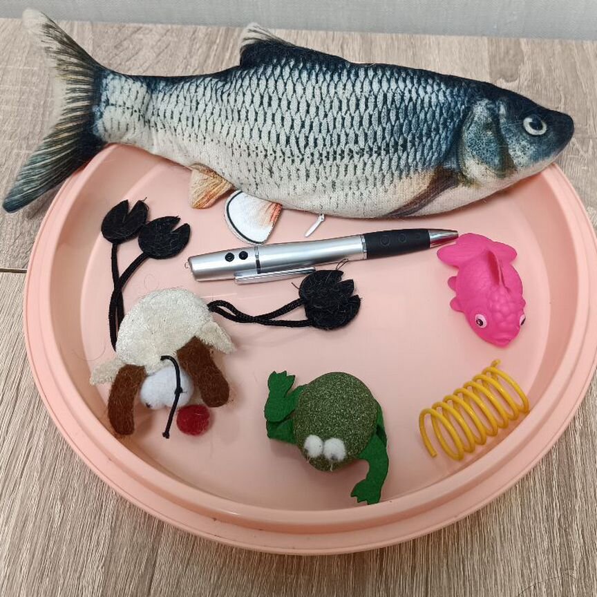 Игрушки для кота