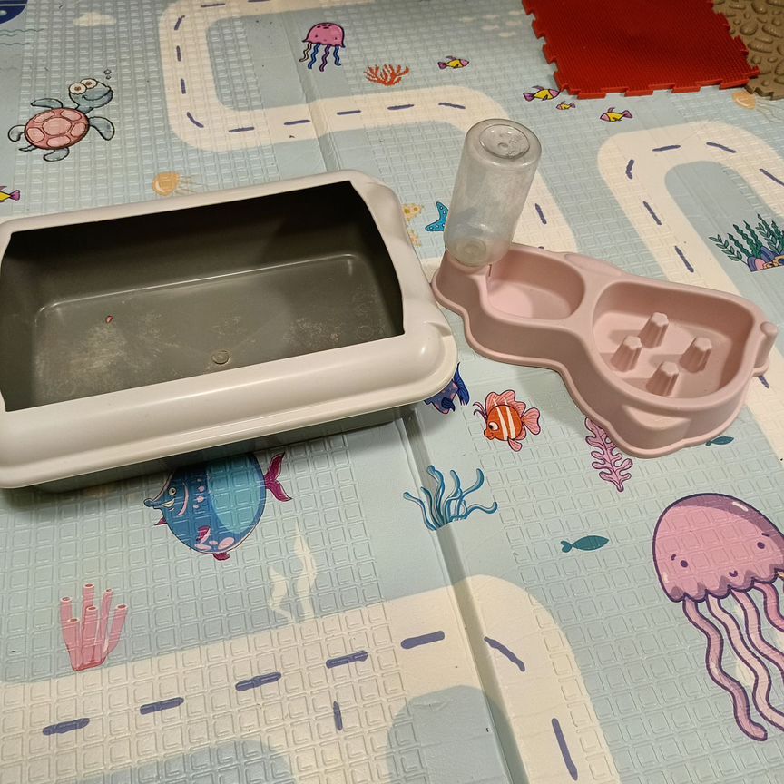 Лоток для кошки большой и миска с автопоилкой