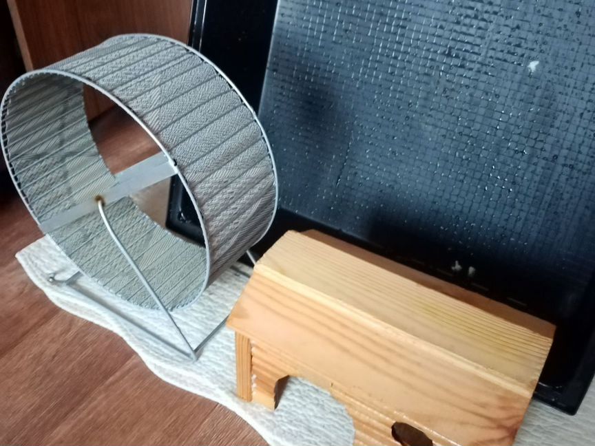 Домик деревянный для грызунов, Колесо беговое