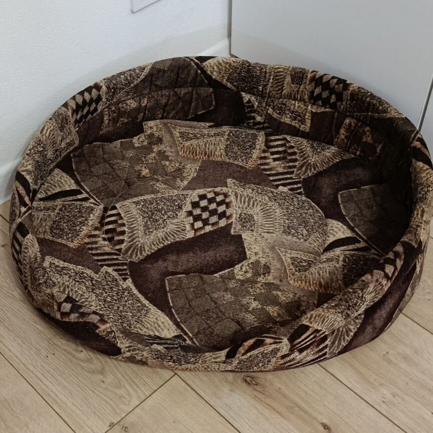 Лежанка для маленьких собак