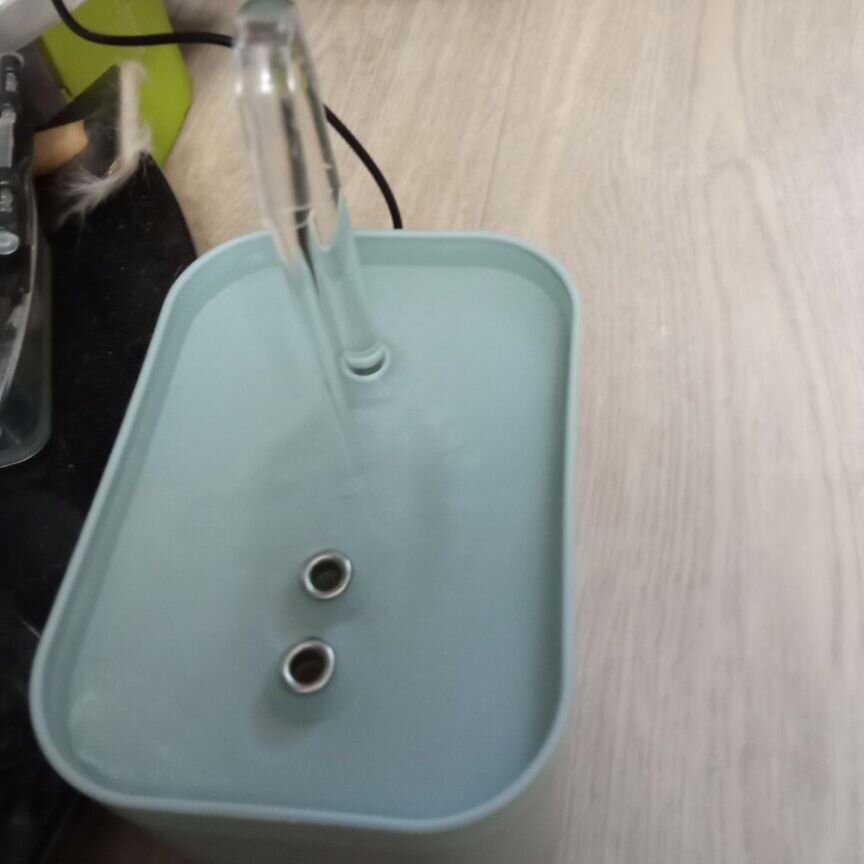 Фонтан поилка для кошек