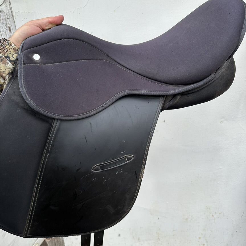 Седло для лошади универсальное