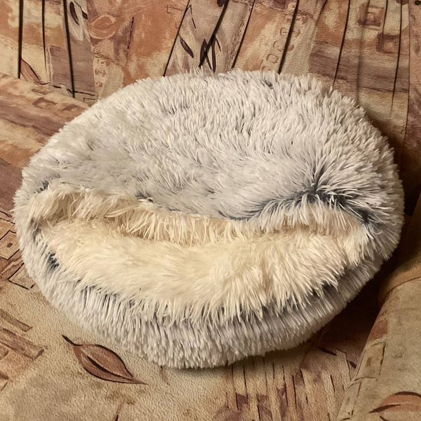 Лежанка для собак и кошек