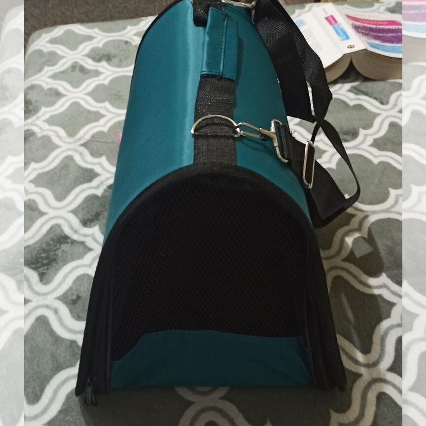 Переноска, когтеточка, корма