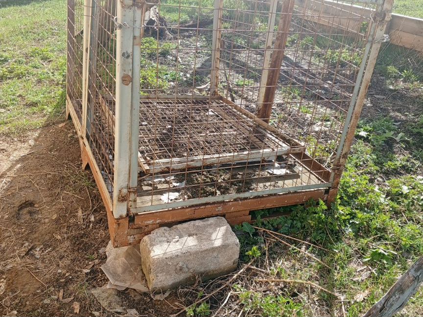 Клетка для перевозки сх животных. птиц