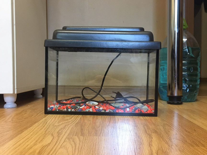 Аквариум подоконный