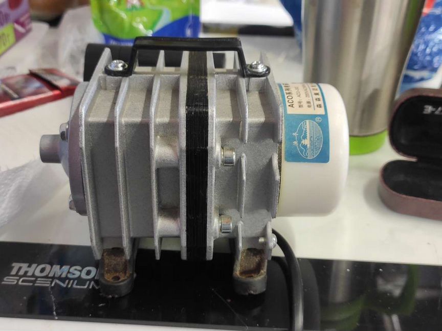 Компрессор воздушный 220в для аквариумов