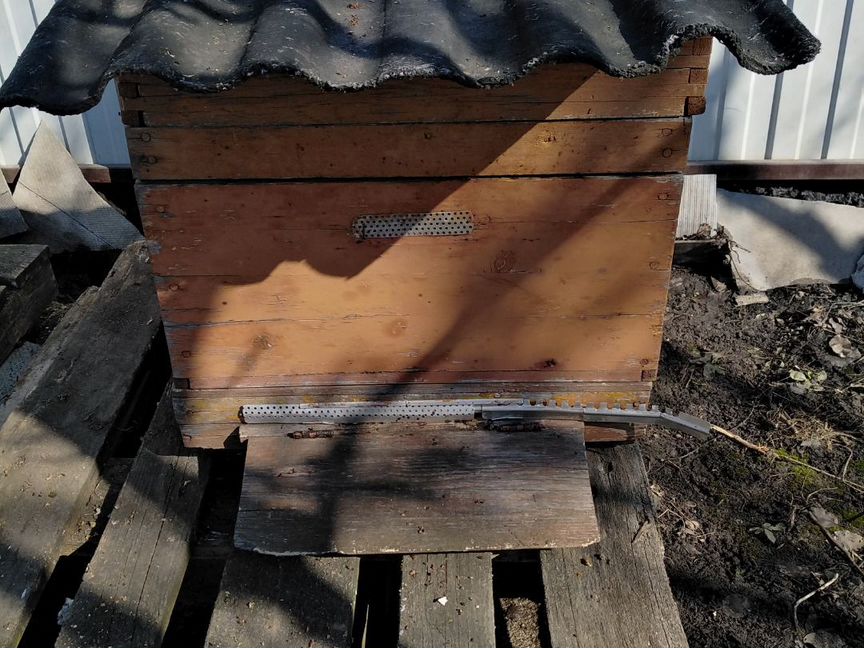 Продам ульи для пчёл по 3 корпуса на 12 рамок