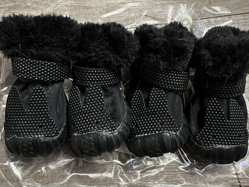 Обувь для собак