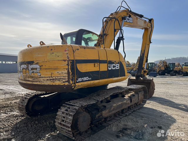 Гусеничный экскаватор JCB JS 190, 2011 купить в Санкт-Петербурге ...