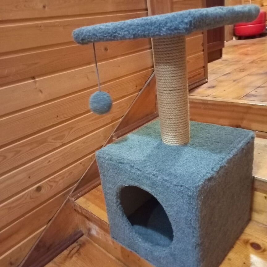 Домик для кошки с когтеточкой