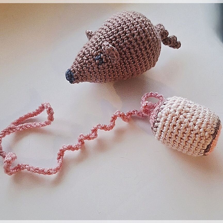 Игрушки для кошек