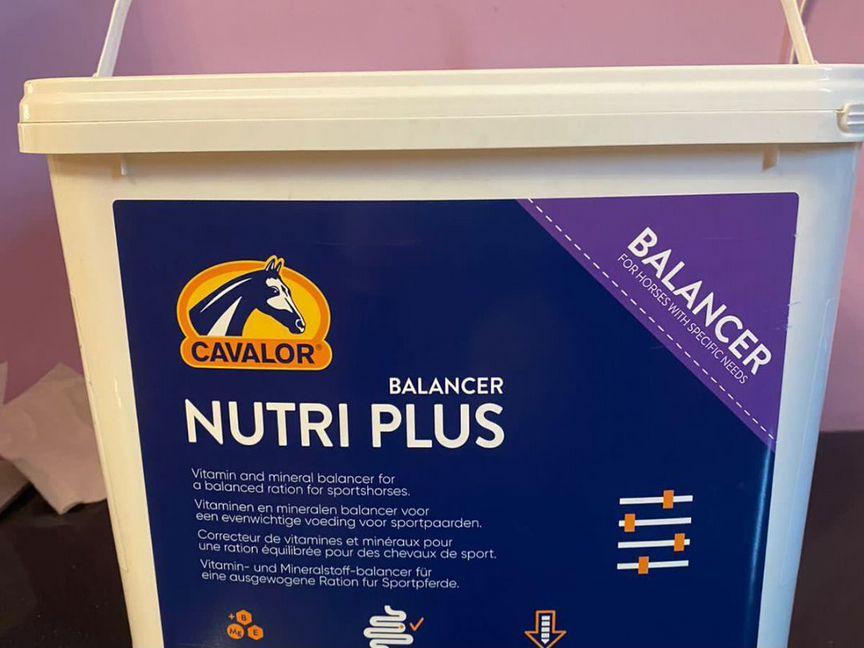 Подкормка для лошади