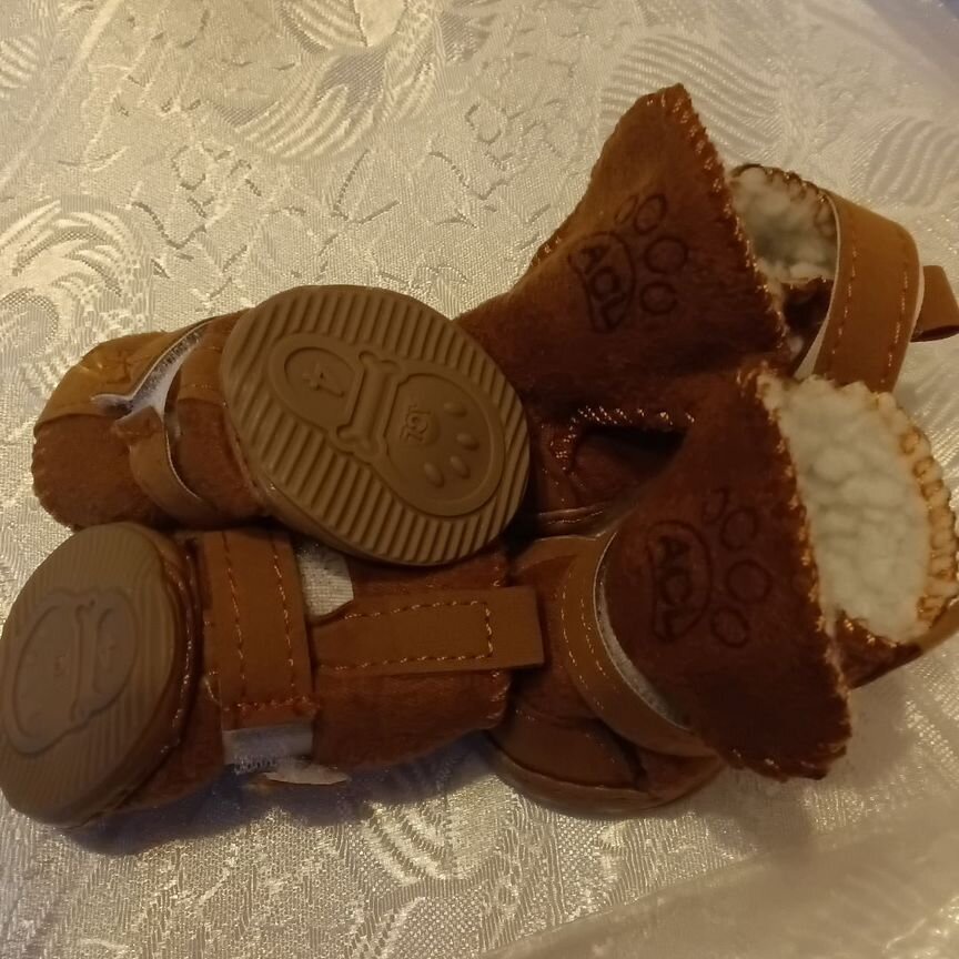 Ботинки зимние для собак