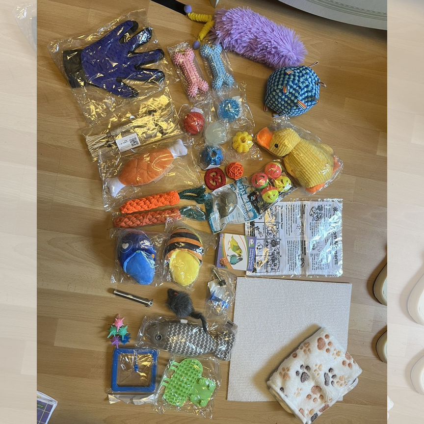 Игрушки для домашних животных