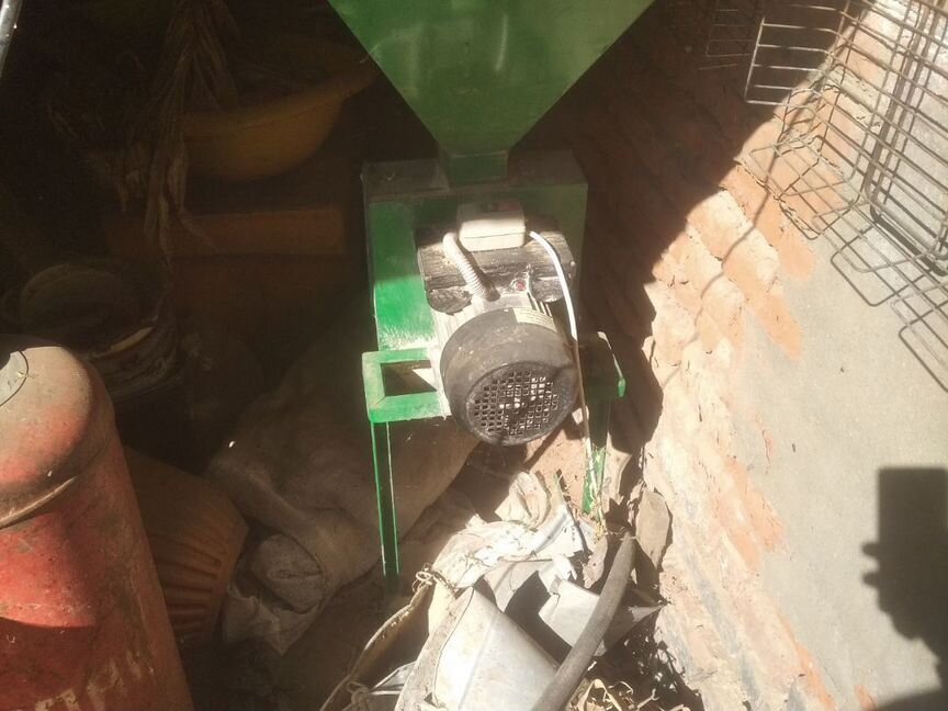 Кормоизмельчитель бу