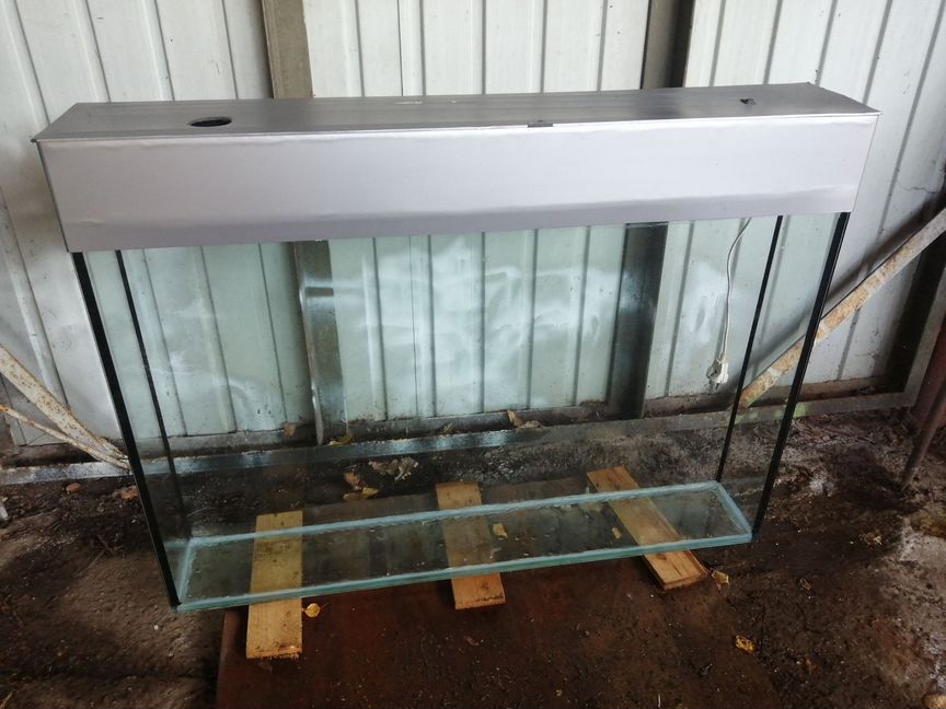 Аквариум 110 литров со светом