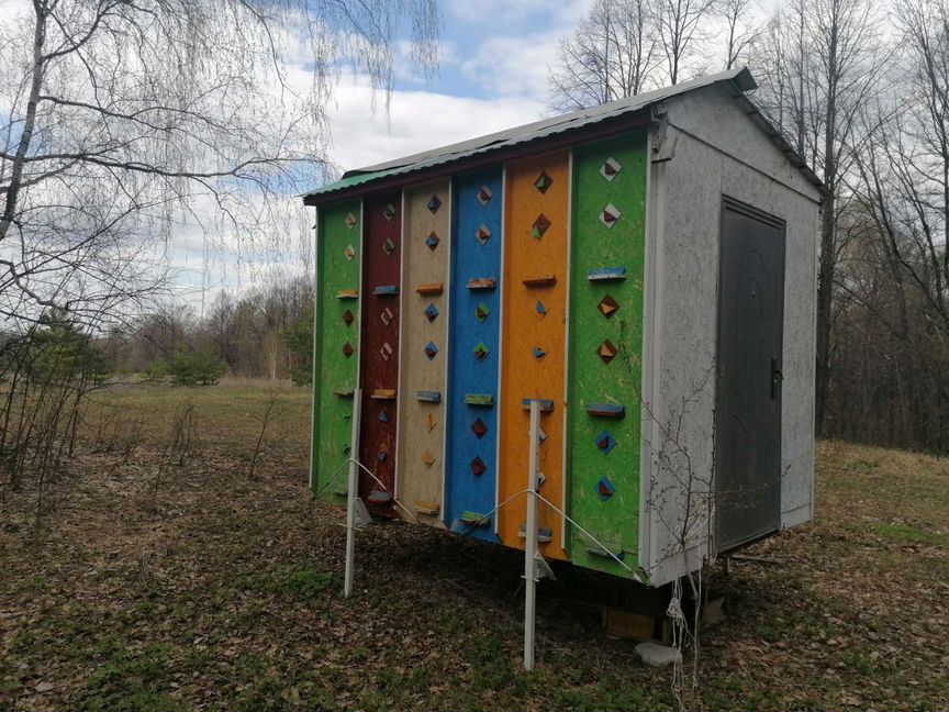 Пчелопавильон