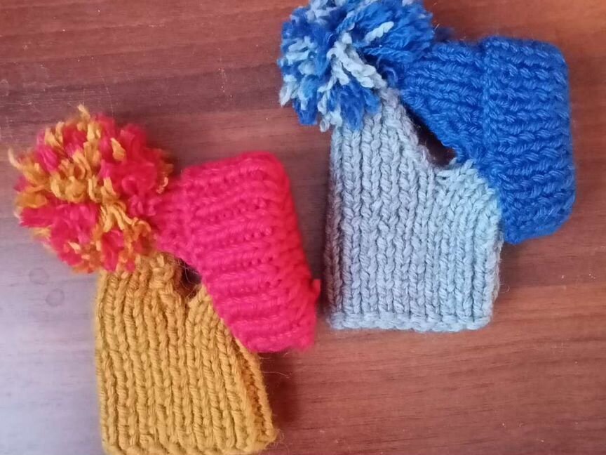 Шапочки для собак, свитер