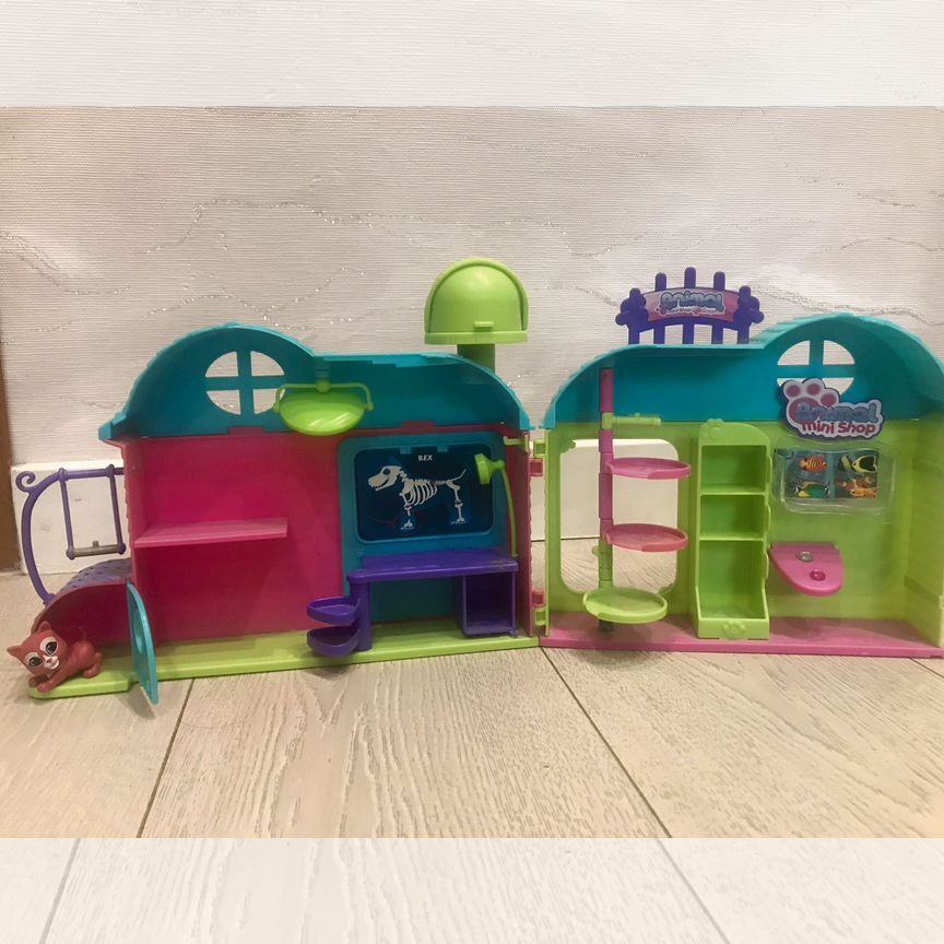 Ветклиника,Маленький зоомагазин