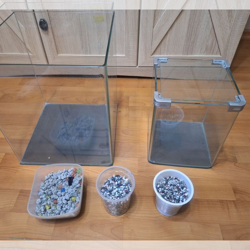 Аквариумы с аксессуарами