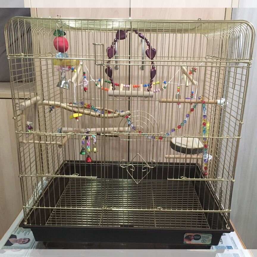 Золотая клетка для попугая, большая с игрушками