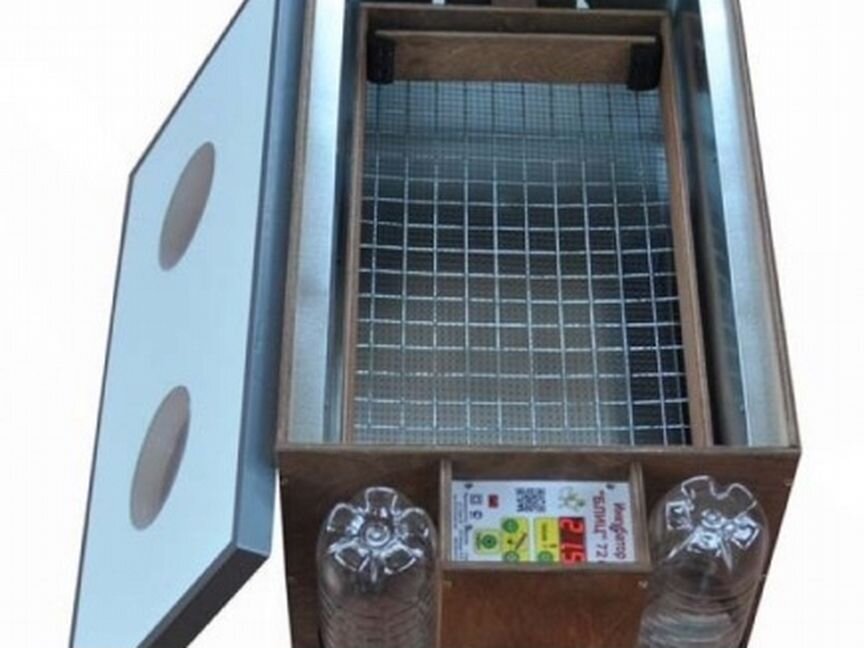 Инкубатор "Блиц" 72Ц в наличии