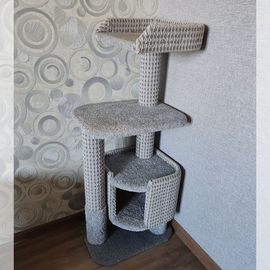 Когтеточка с домиком и лежанкой