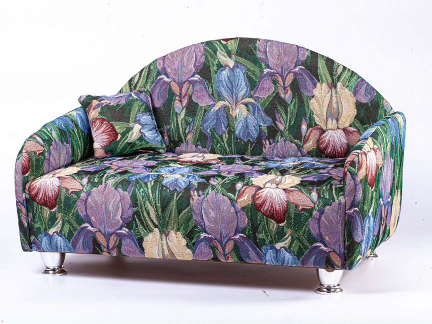 Диван - лежанка для кошек и мелких собак