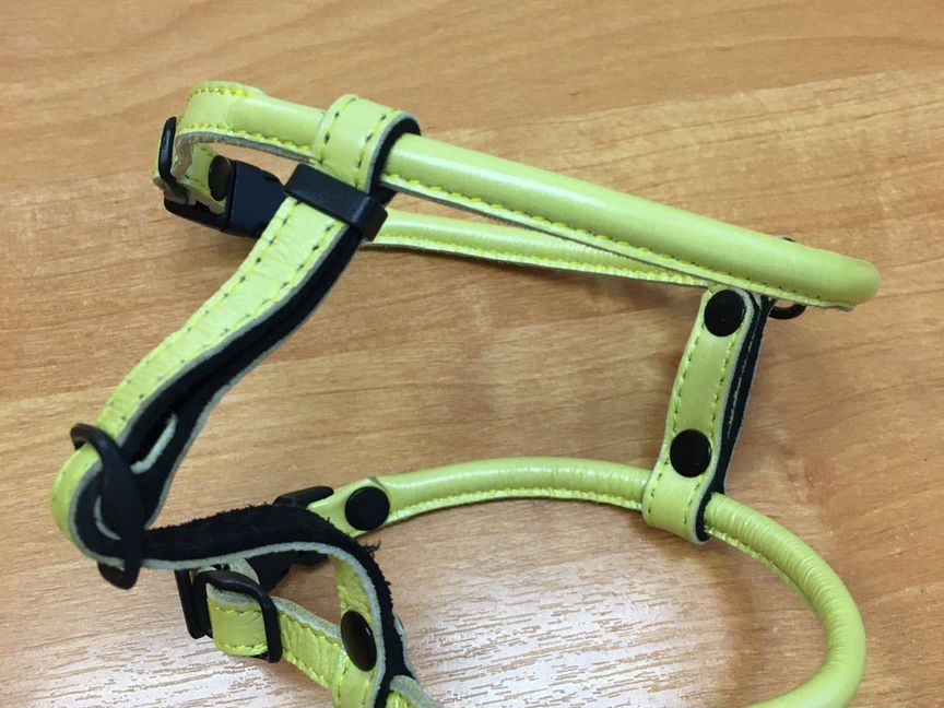 Шлейка круглая для шпица из кожи