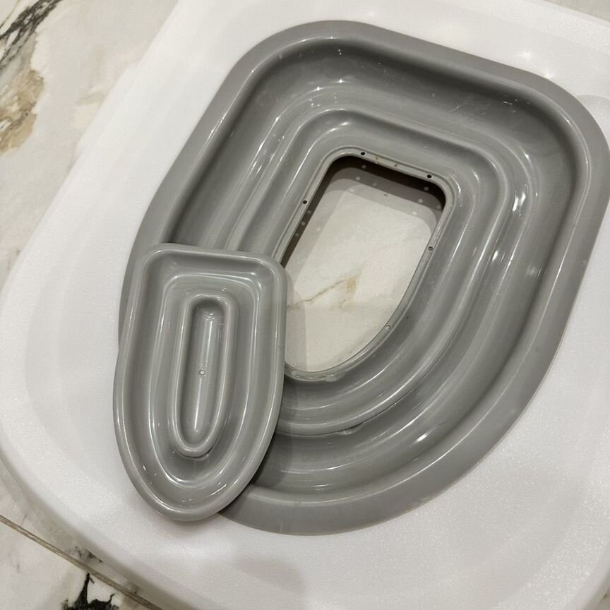 Накладка для приучения к унитазу кошек