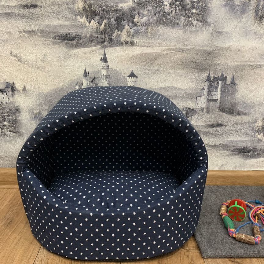 Лежанка для кошек