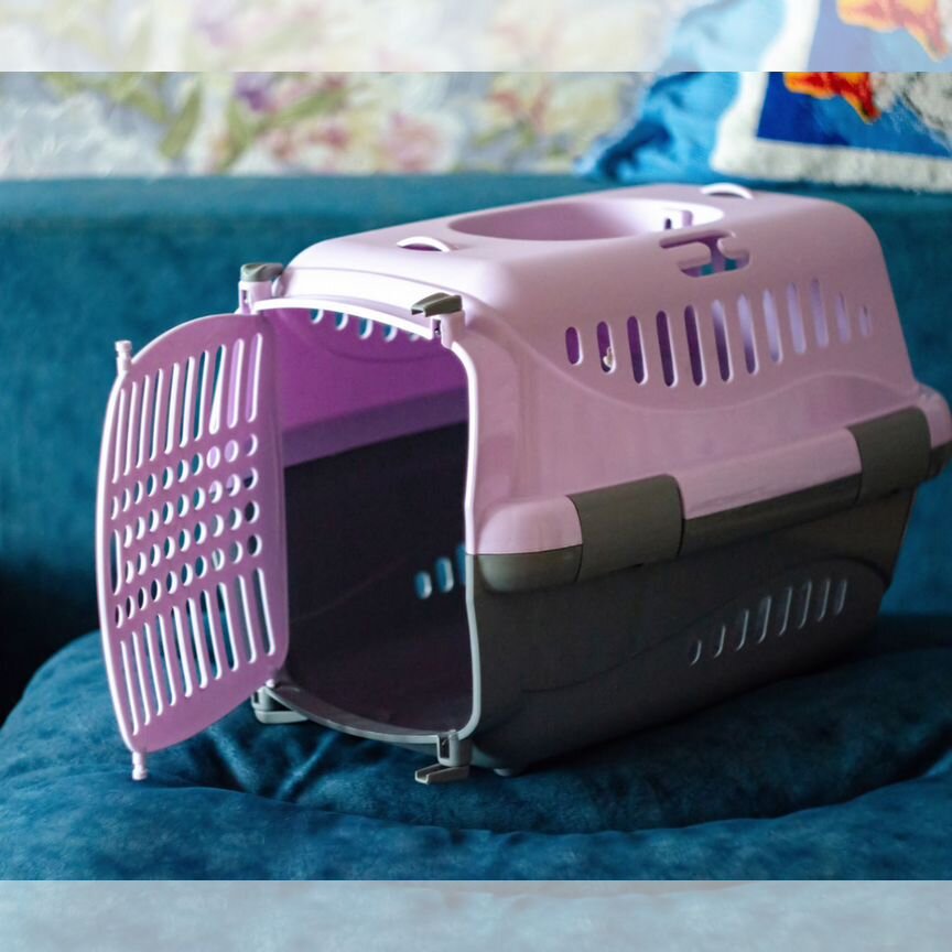 Переноска жесткая для кошки, собаки