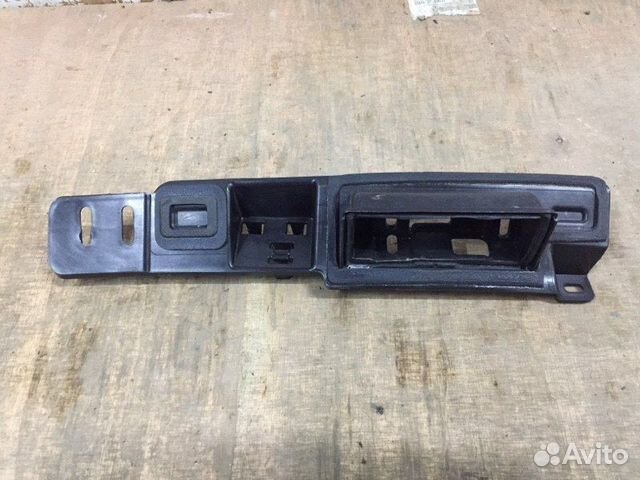 Кронштейн ручки багажника задний Porsche Cayenne купить в Москве ...