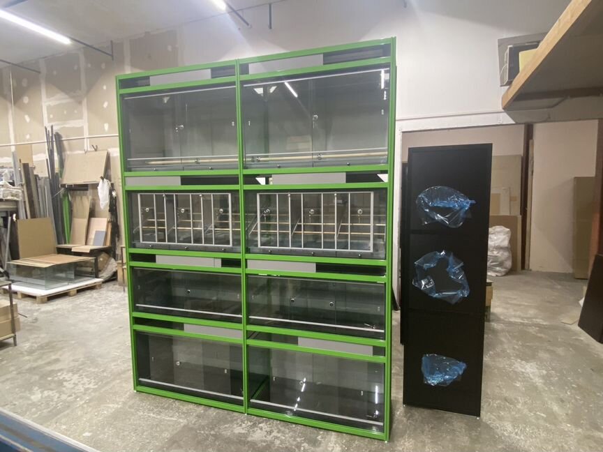 Стойка в зоомагазин для птиц, грызунов