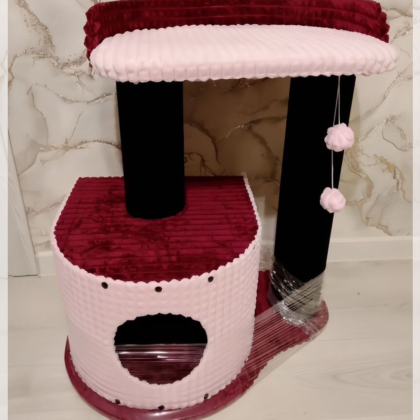 Домик для кошки с когтеточкой новый