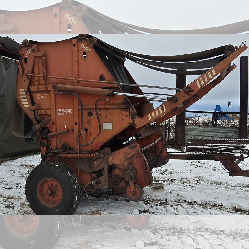 Сено в рулонах